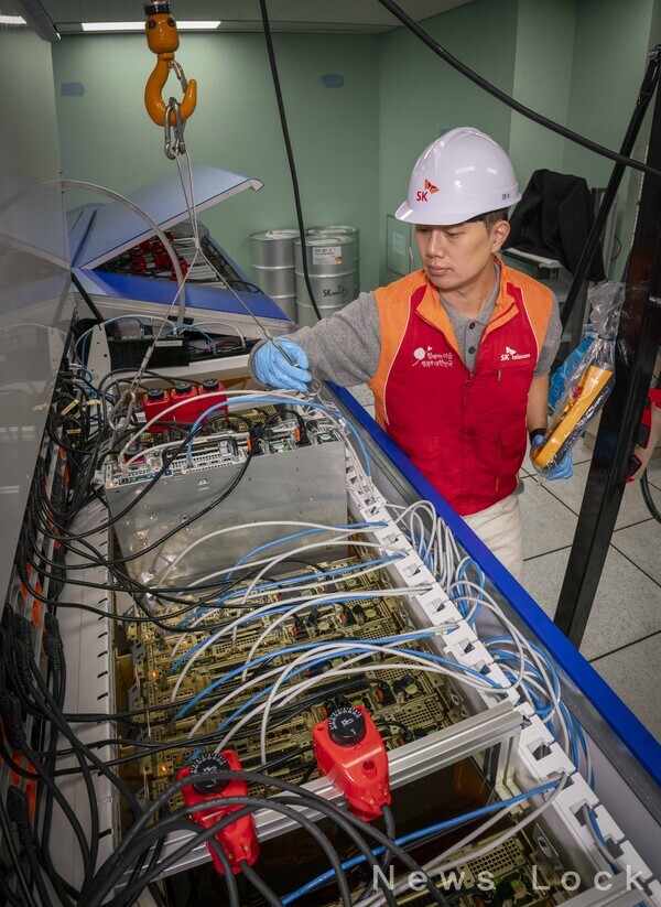 SKT, AI서버 액침냉각으로 전력 사용 37% 절감
